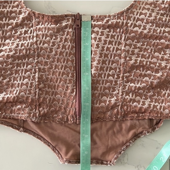 SKIMS | Tops | Nwt Skims Velvet Corset Sienna | Poshmark